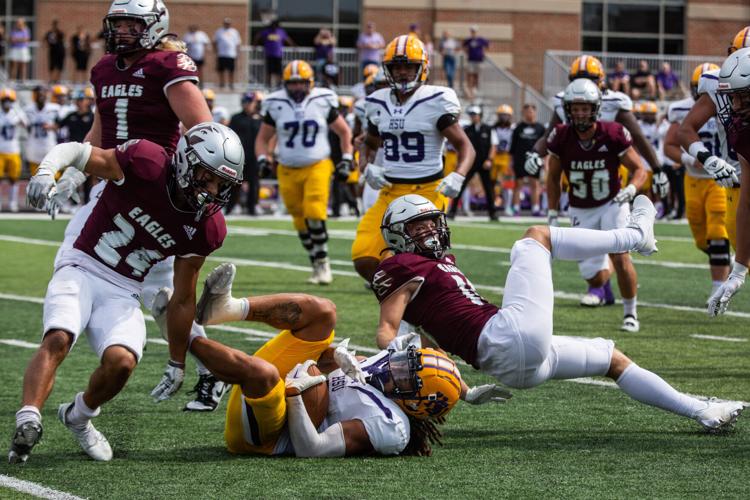 UW-La Crosse football team loses to Hardin-Simmons