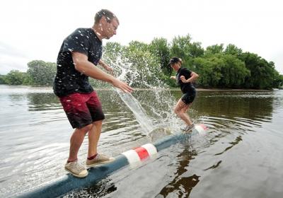 Log rollers take balanced approach at tournament