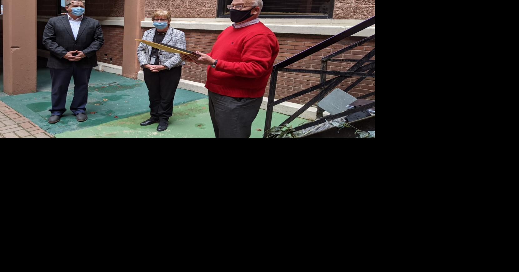 La Crosse Tribune editor Rusty Cunningham given mayoral proclamation on ...