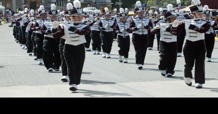 Holmen Kornfest parade lineup