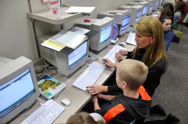 High-tech devices are changing the way kids study