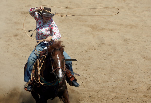 Midwestern teens compete for spot in the national rodeo
