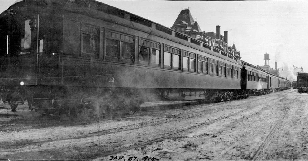 The Way it Was: 1912 passenger train and 23 other photos that show life ...