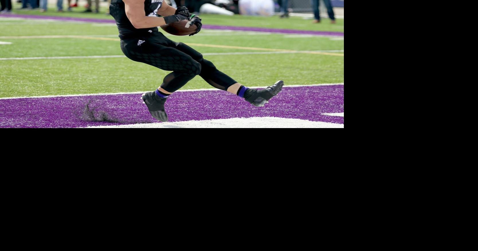 College football: Winona State beats previously undefeated Wayne State