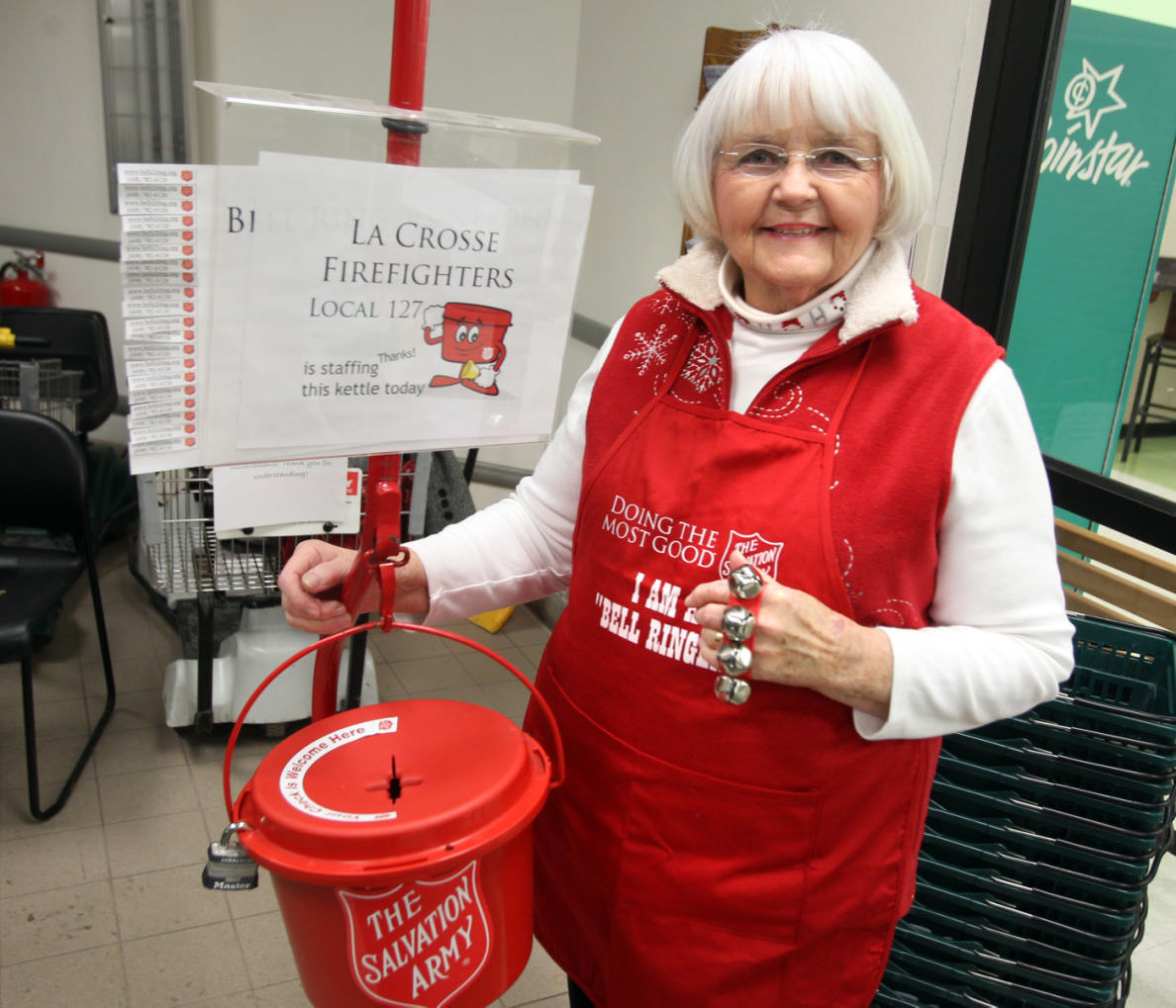 Salvation Army Needs 4,000 bell ringers