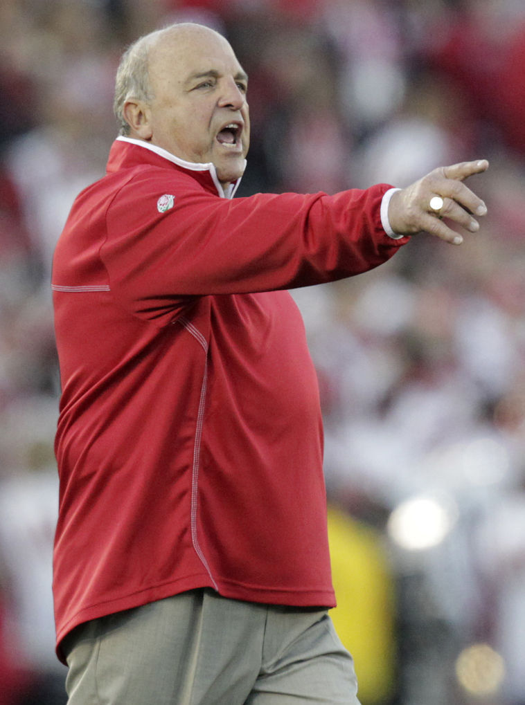 Alvarez set to coach Badgers in Outback Bowl | Badgers ...