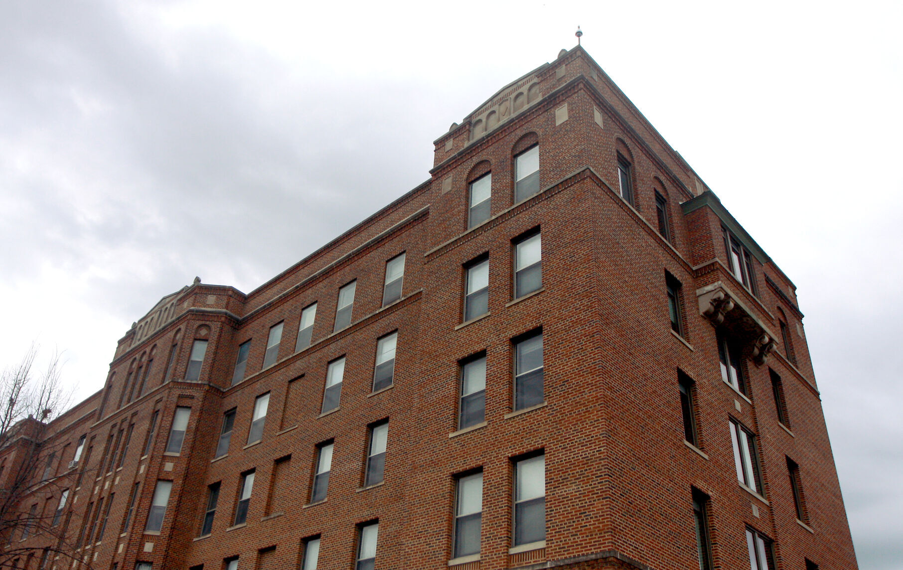 Mayo Health Clinic to demolish historic hospital buildings