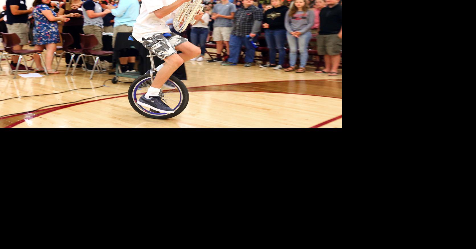 State Superintendent Tony Evers, Festival Chairman Dave Skogen welcome ...