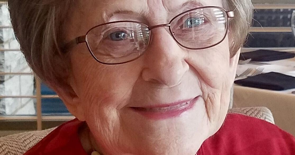 Joyce E. Boldt
