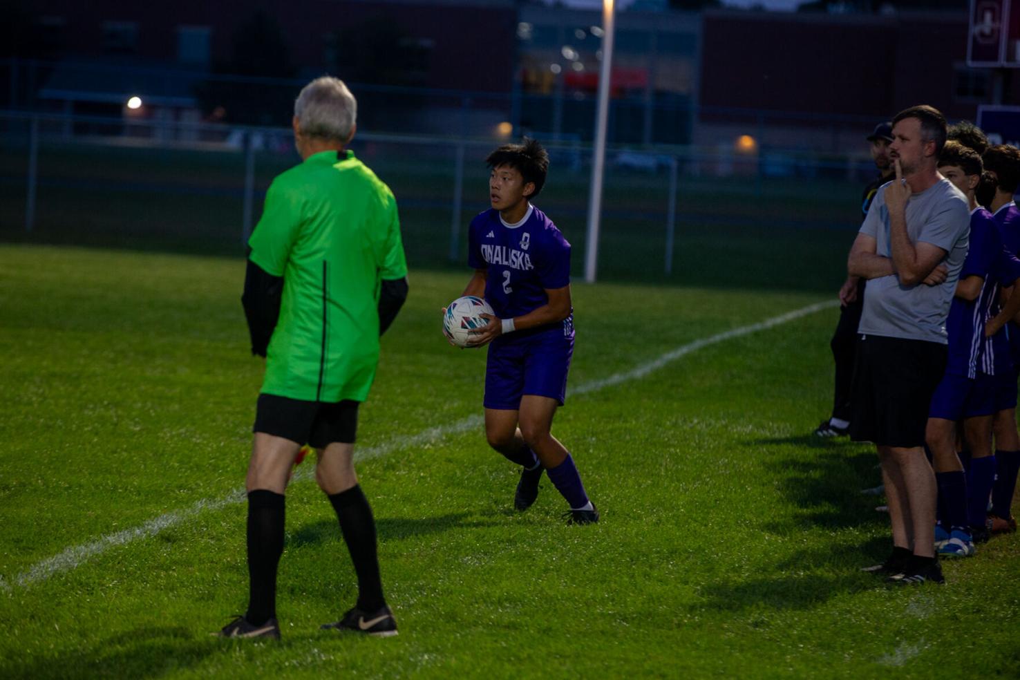 Photos: Onalaska boys soccer hosts Marshfield in midweek clash