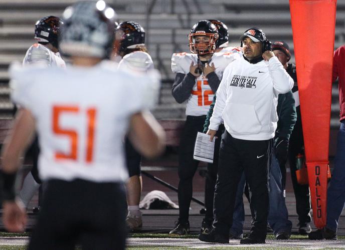 High school football--West Salem rolls over La Crosse Aquinas in second ...