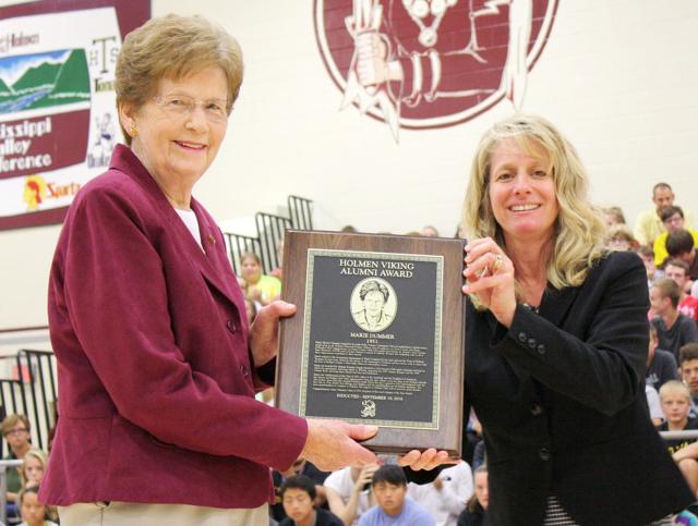 Dummer named Holmen Viking Alumni of the Year