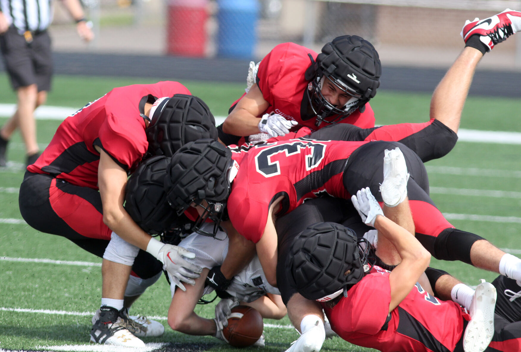 High School Football: Holmen offers Chi-Hi physical test