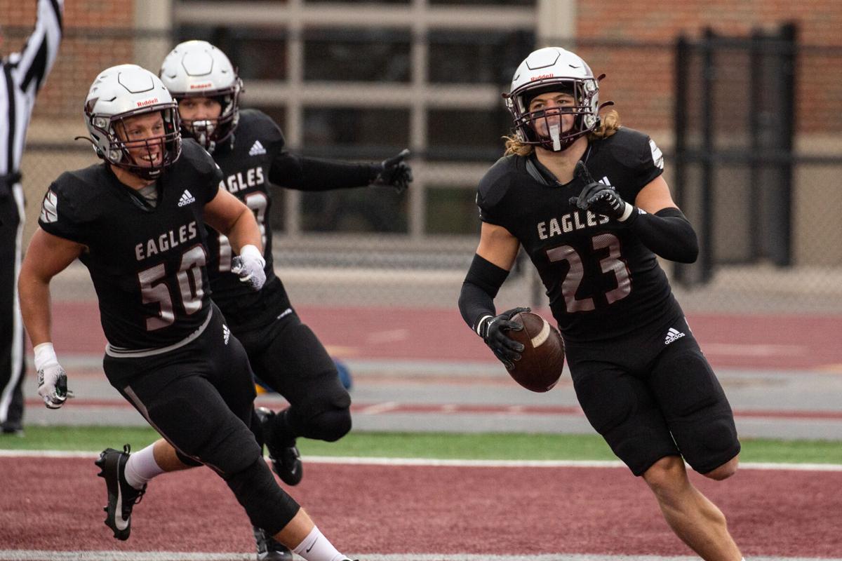 UW-La Crosse football: Final score doesn't show what Eagles overcame early