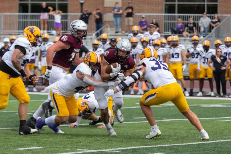 UW-La Crosse football team loses to Hardin-Simmons