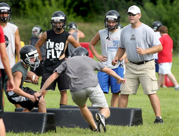 Luther football preview: Knights makes move to Coulee Conference