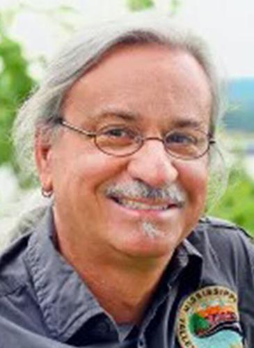 Mississippi River's secrets unveiled in Klinkenberg's book