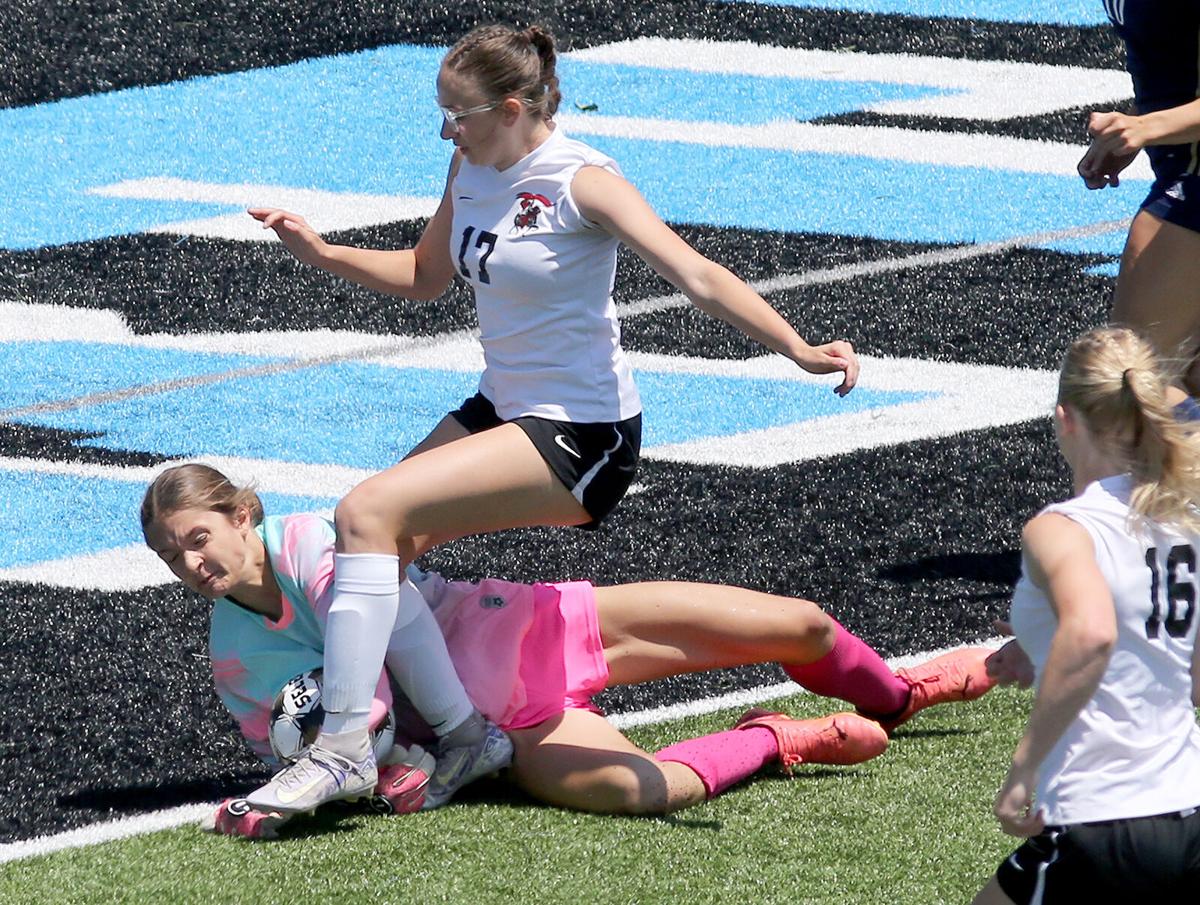 Prairie girls soccer tops La Crosse Aquinas in state semis