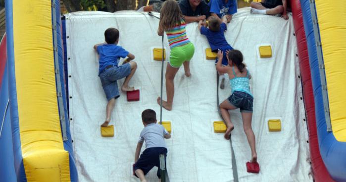 Fun Daze features new bands, old favorites