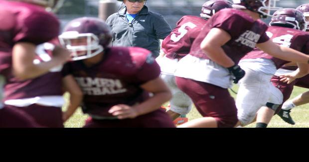 King will coach Holmen football team one more year