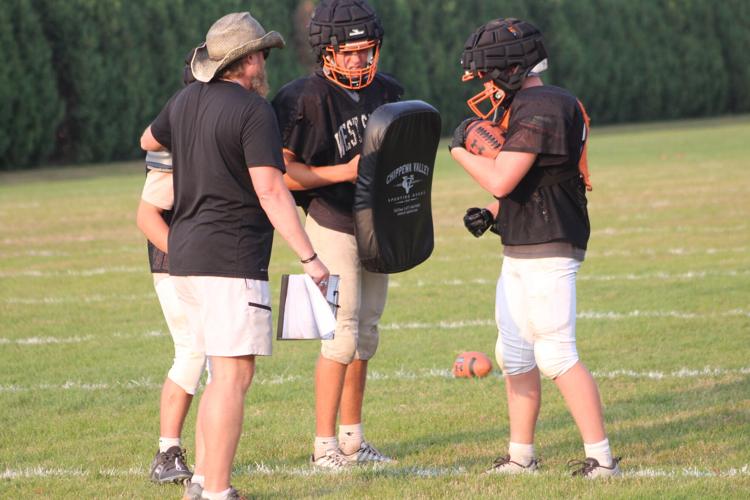 West Salem football team loaded with sneaky experience
