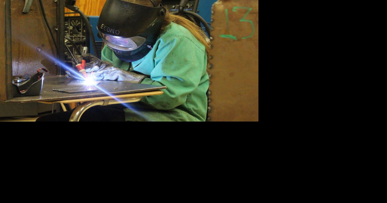 Metal arts class bringing together a diverse group of students