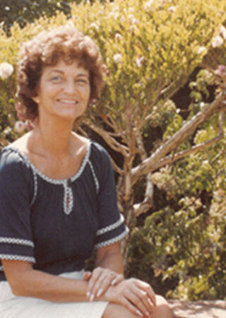 Dorothy Mossholder