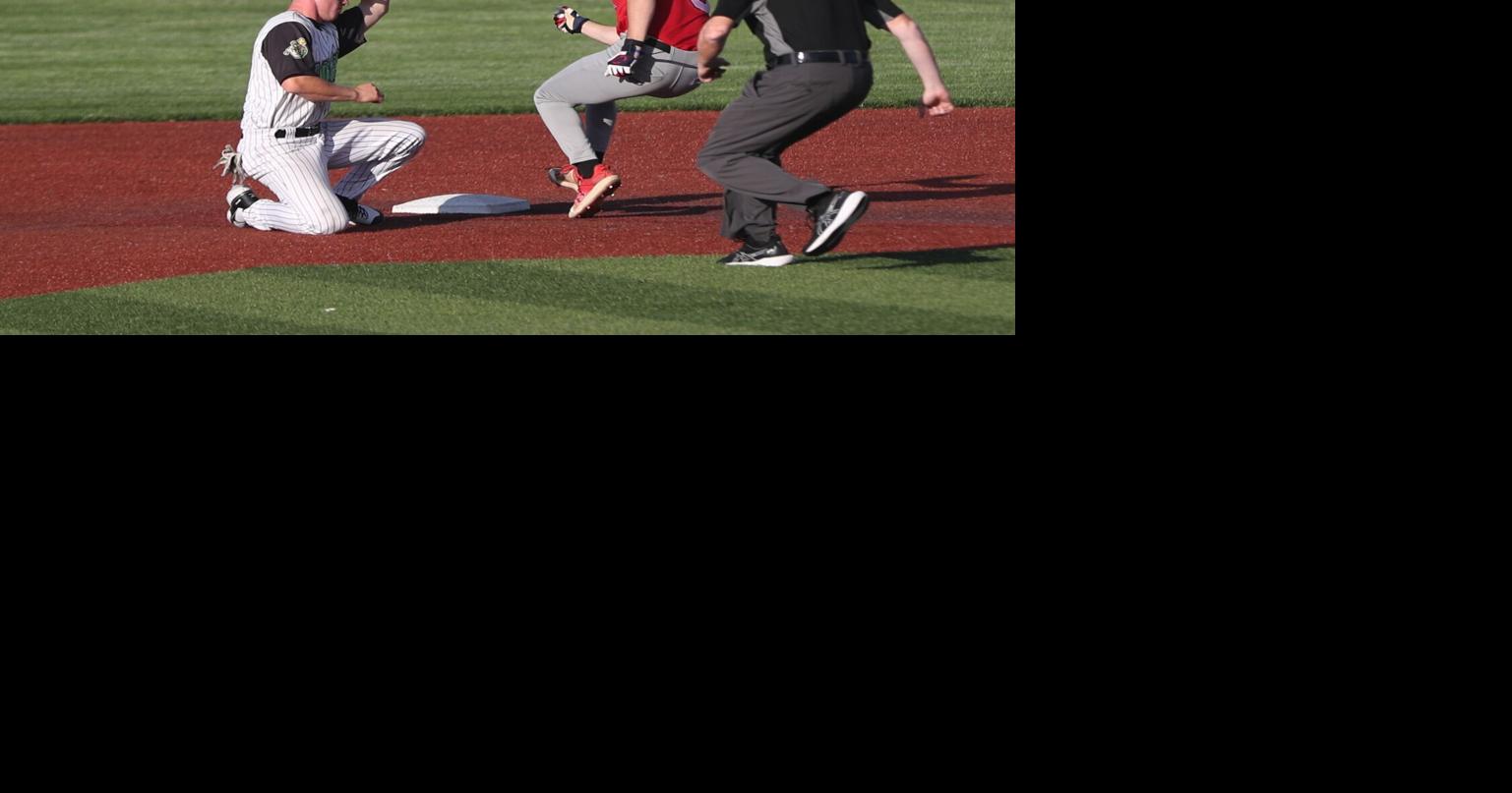 Northwoods roundup: La Crosse Loggers close out first half with win