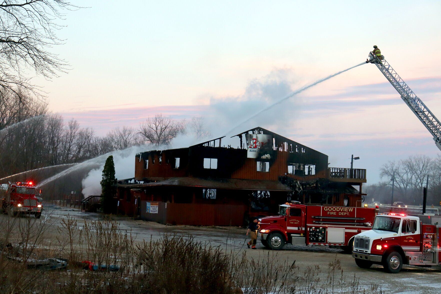 Firefighters battle fire at Winona's Black Horse Bar & Grill