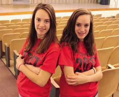 Seeing Double: Fraternal twins Jessica and Brianna Kovacevich nearly ...