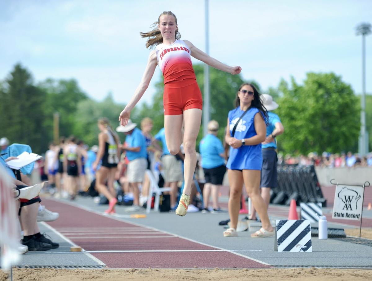 WIAA state track and field: Onalaska girls pick up early medals