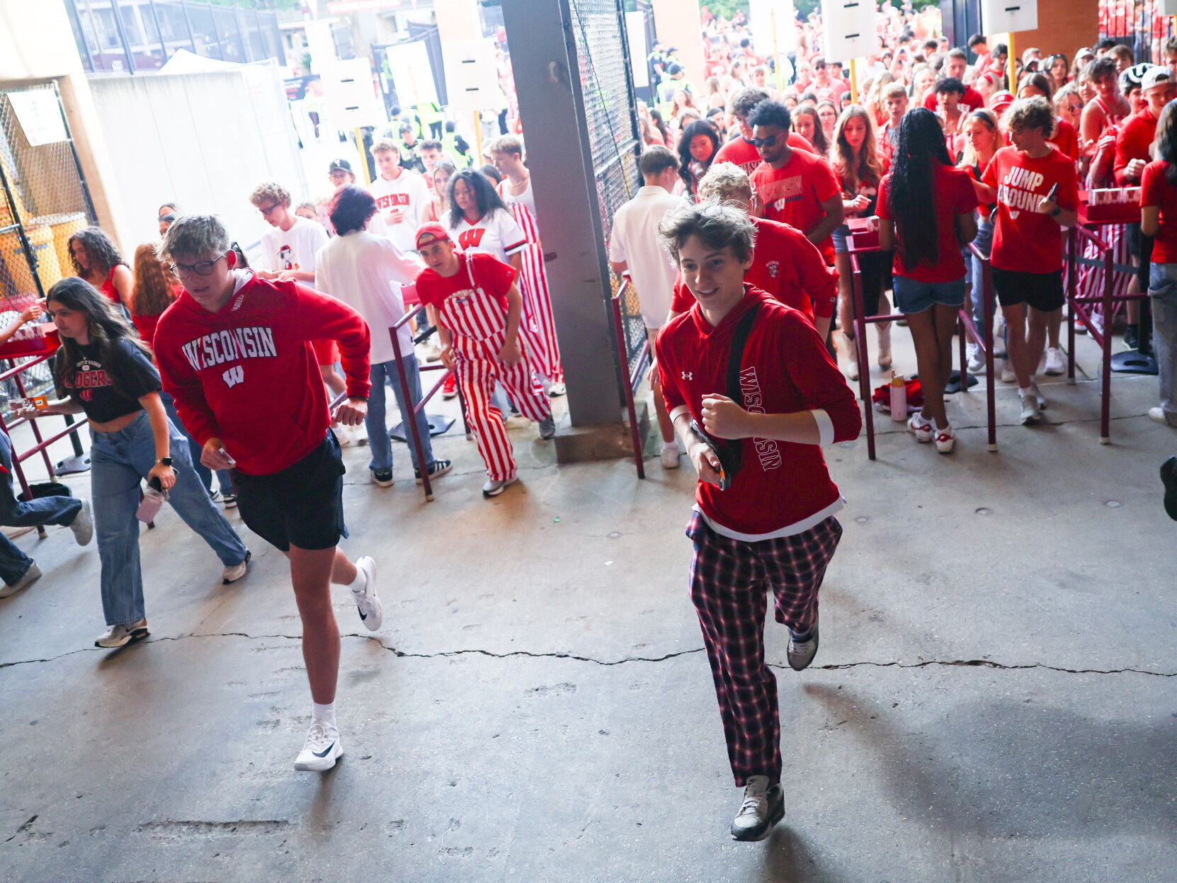 Photos: 2025 Wisconsin Badgers Football in Photos