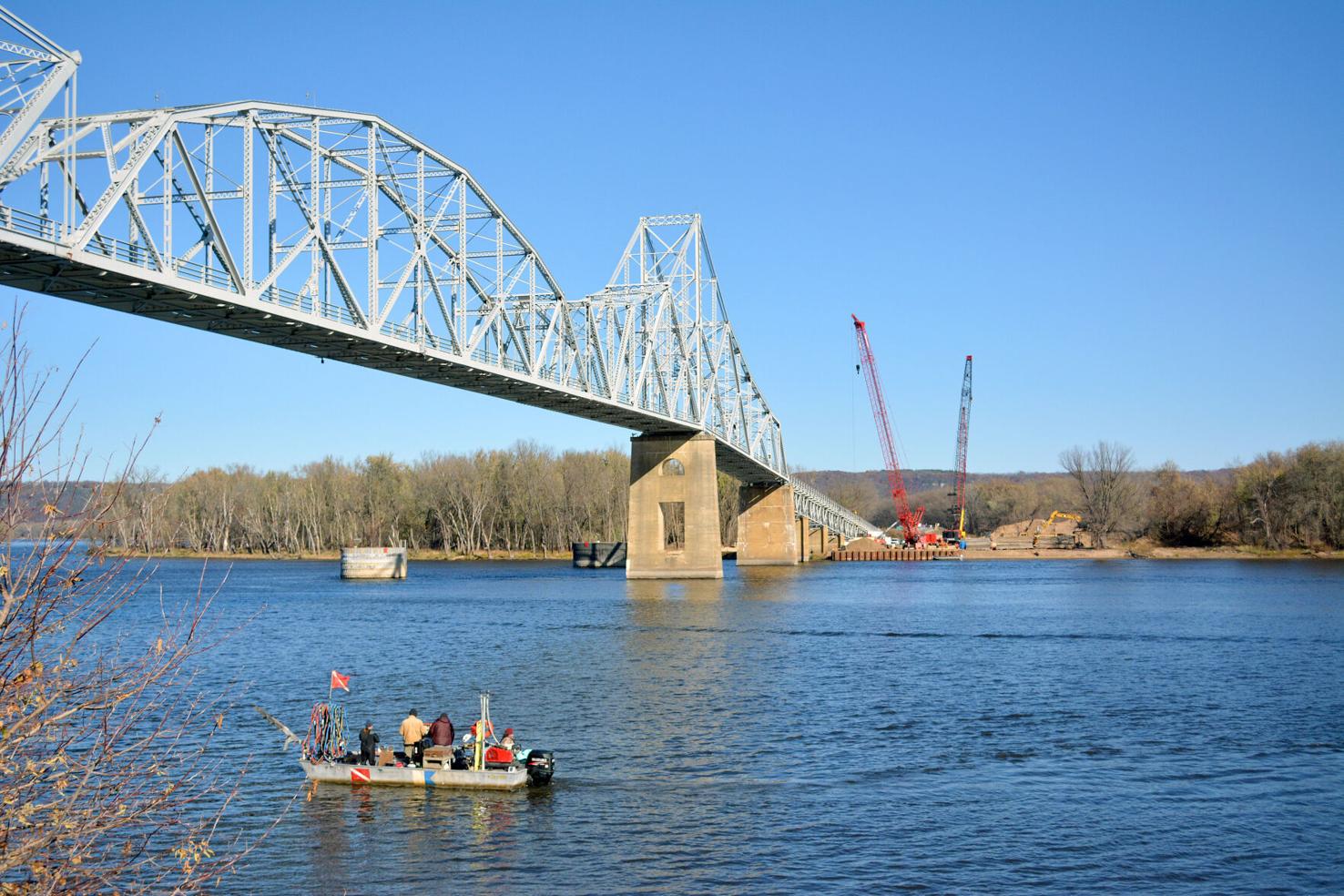 Black Hawk Bridge rebuild reactions from Lansing