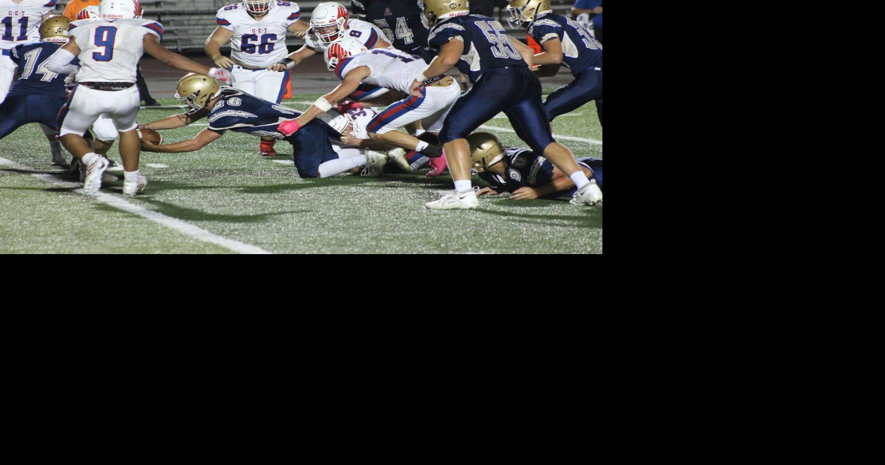 IN PHOTOS: Blugolds top Red Hawks in Coulee matchup