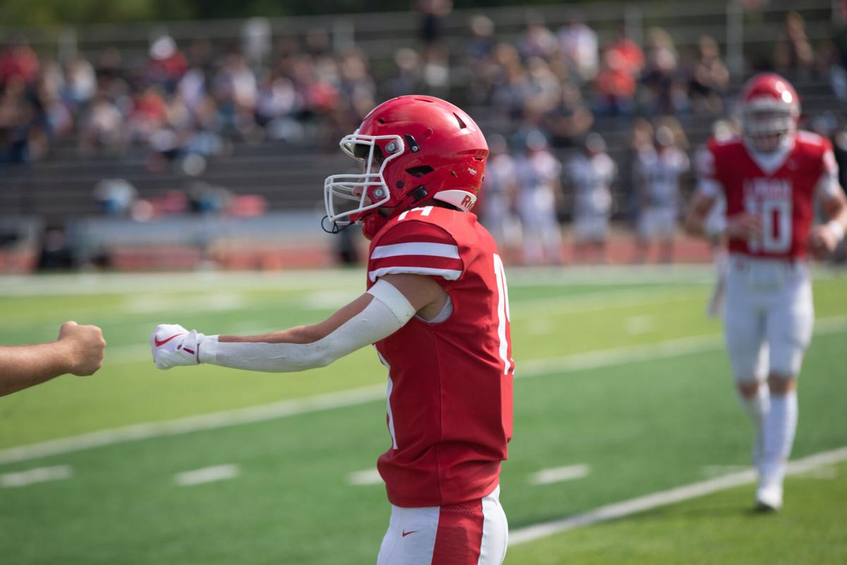 La Crosse area high school football scores for Week 6