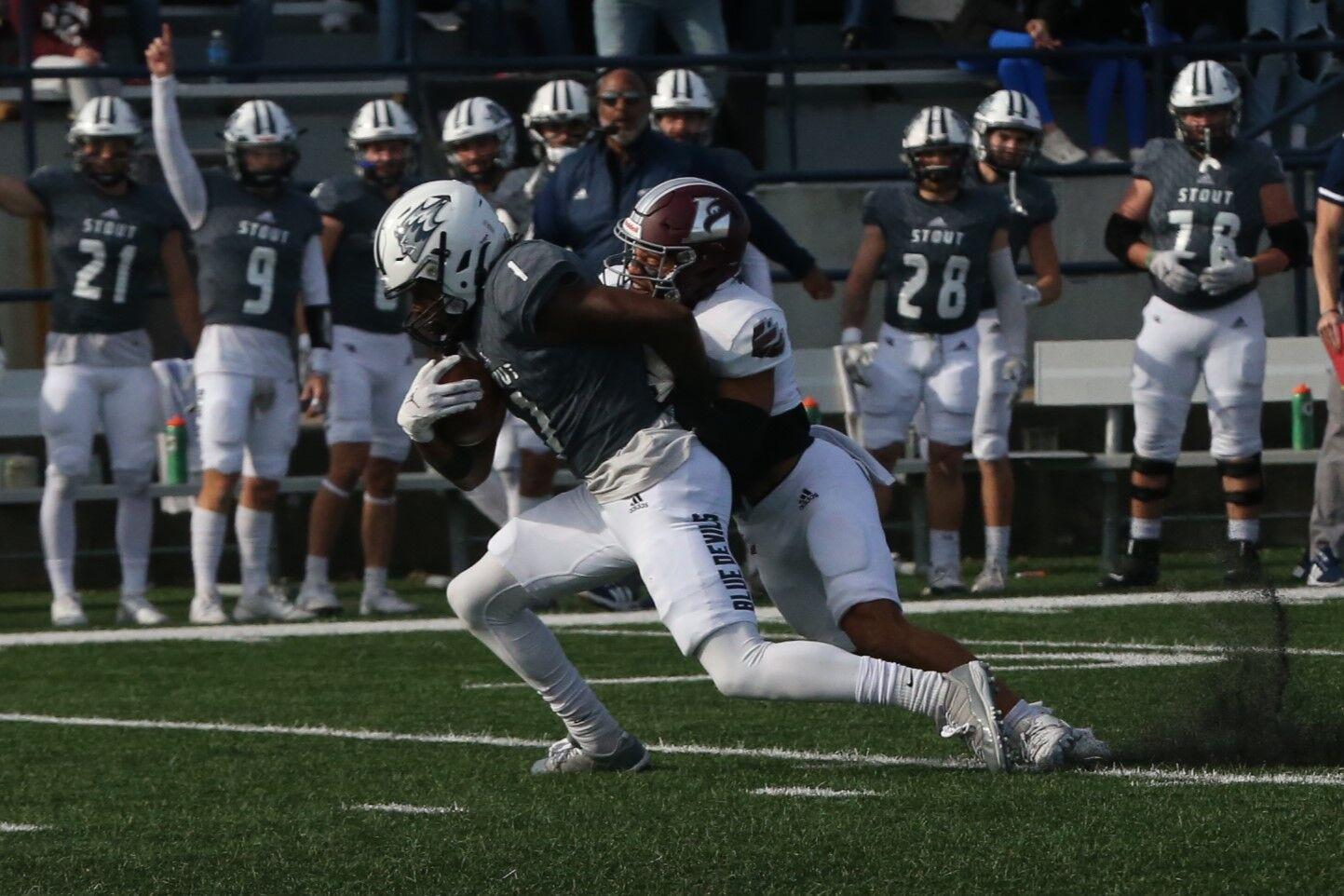 UW-La Crosse football beats UW-Stout 33-31 on late FG