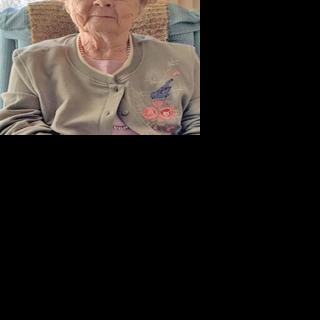 Helen Angeline (Thompson) Lee