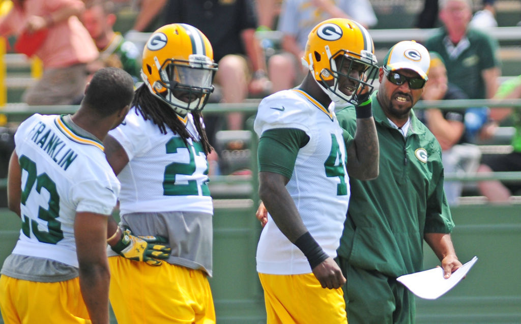 Packers: Green Bay fires tight ends coach Jerry Fontenot, running backs ...