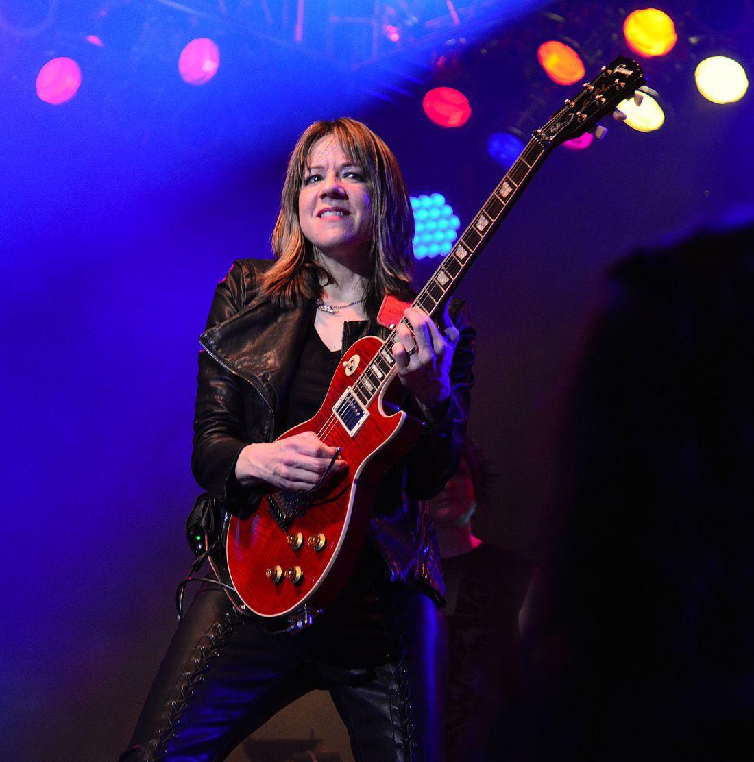 Heart founder Steve Fossen brings musical salute to Black River Falls