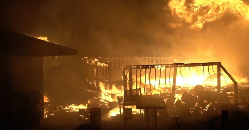 Residents safely evacuate fire in Onalaska