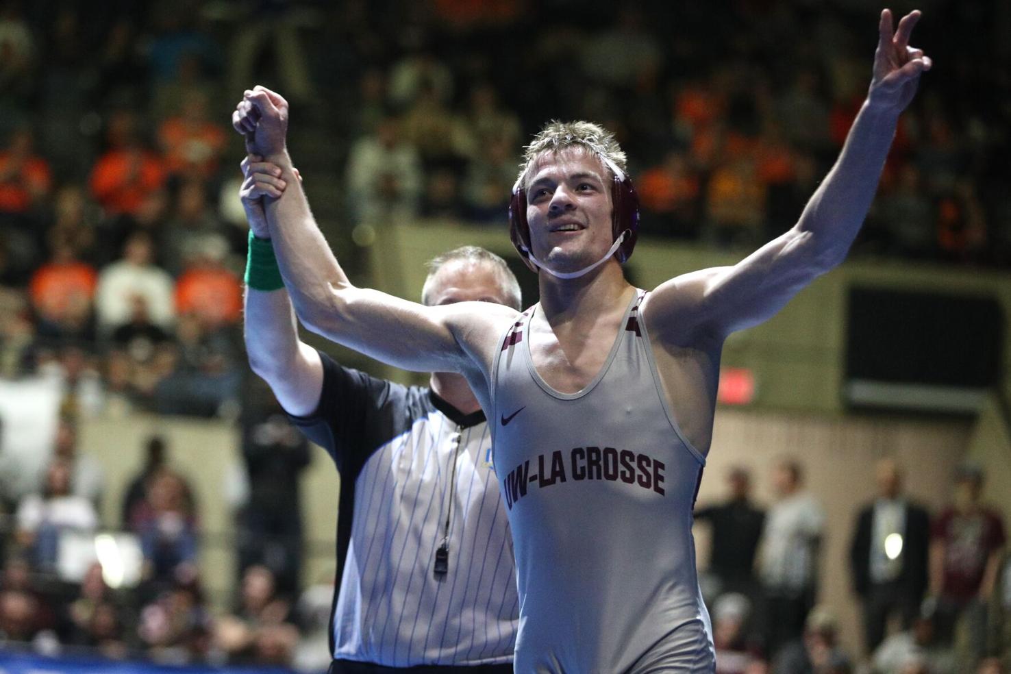 Every NCAA Division III wrestling champion for 2024