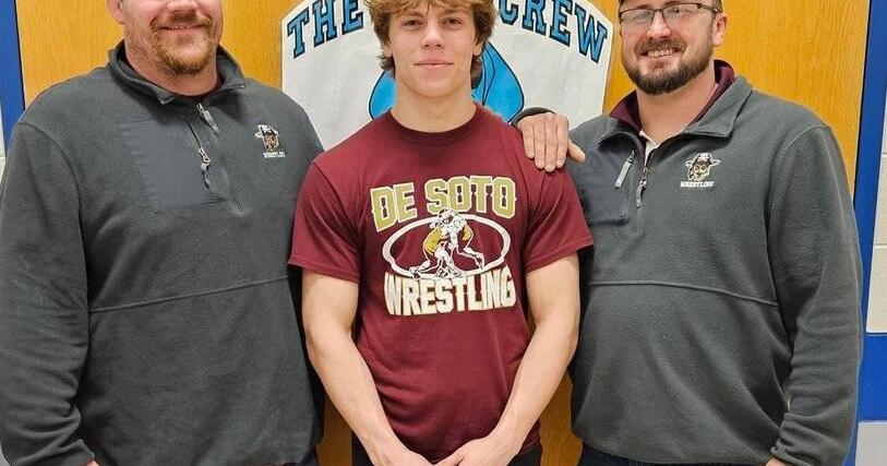 De Soto's Seth Greeno heads to state wrestling tournament