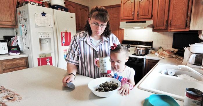 One busy mom: A full day raising five children