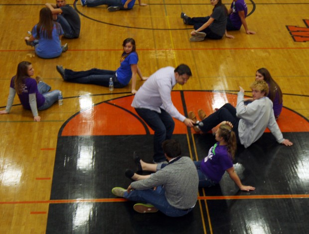 Link Crew event a lesson in leadership