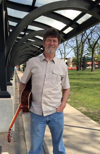 Eddie Allen concert kicks off reprise of folk music career