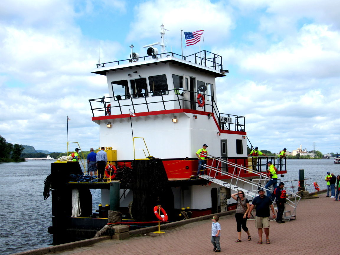 Working towboat on display at ISRS conference opening events | Local ...