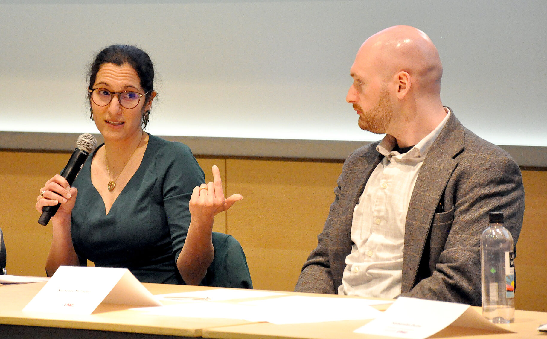 Tariffs get bad reviews at UW-La Crosse panel