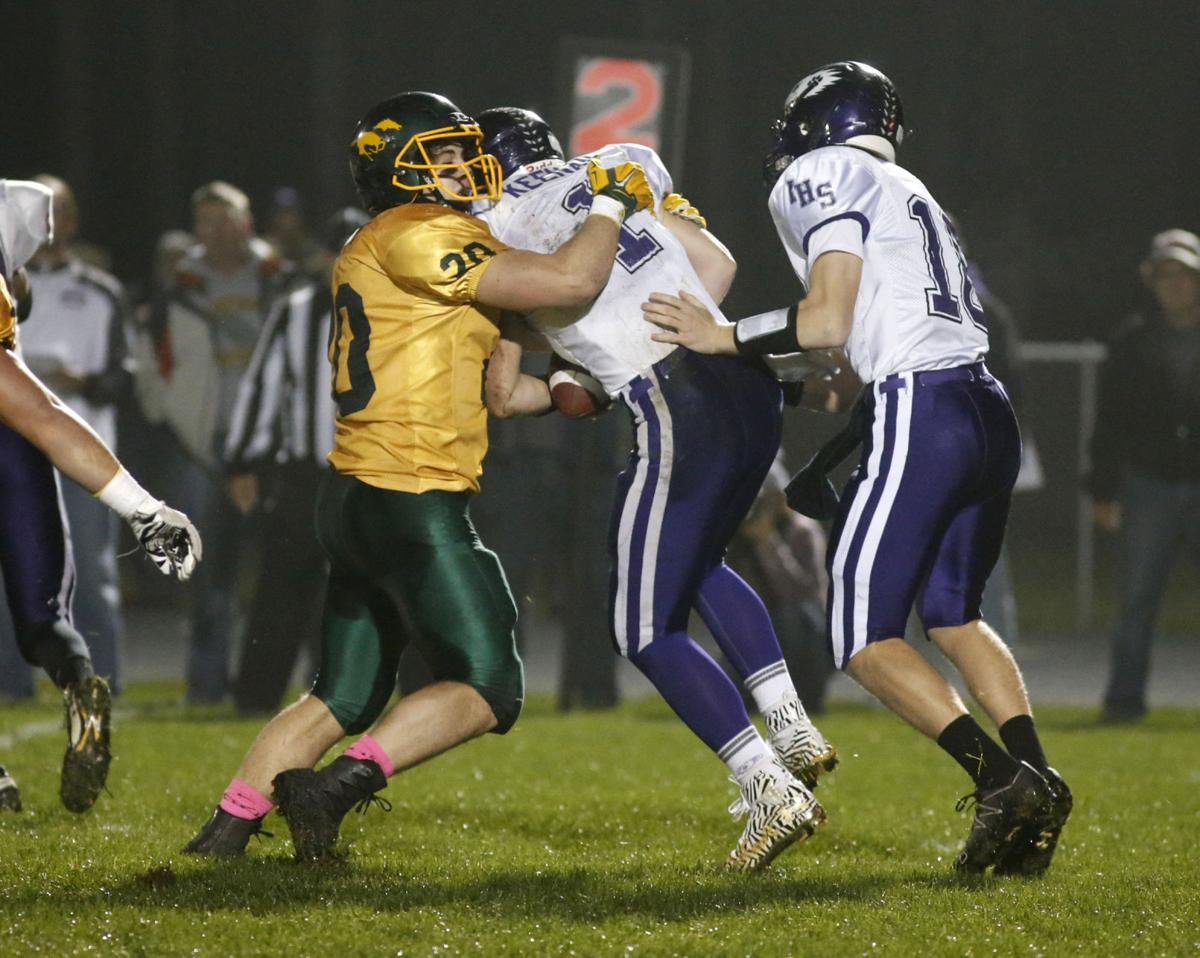 High school football: Melrose-Mindoro Mustangs win seeding argument ...