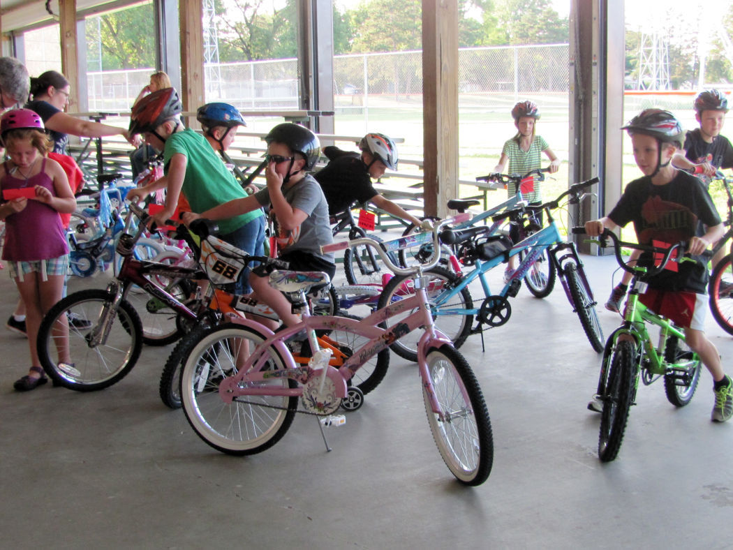 West Salem bike rodeo draws record crowd | Local | lacrossetribune.com