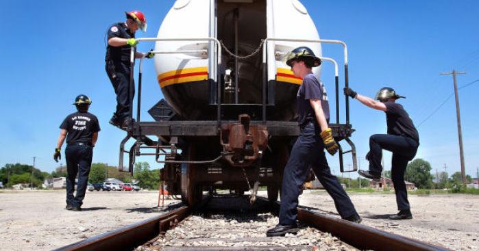 BNSF offers rail safety training for local responders